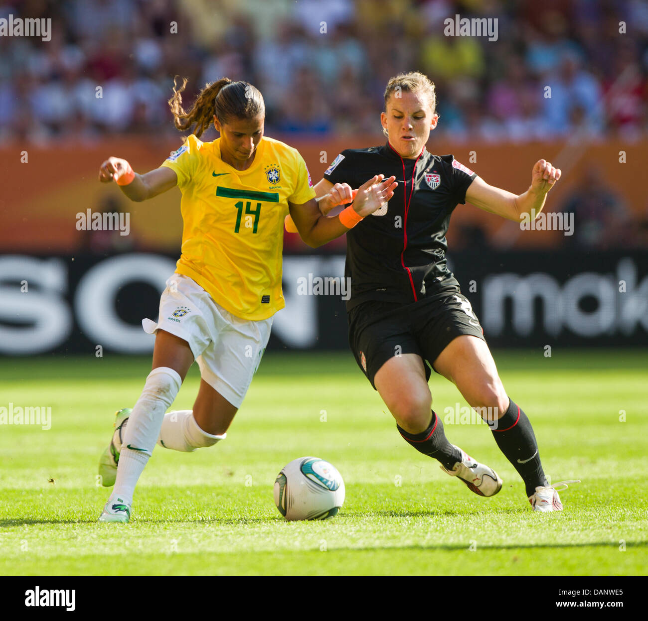 Amy rodriguez hi-res stock photography and images - Alamy