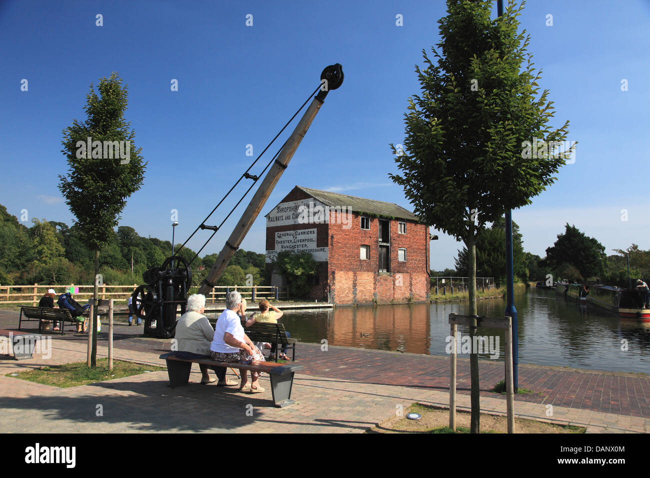 The Llangollen Canal wharf at Ellesmere, Shropshire next to an old ...