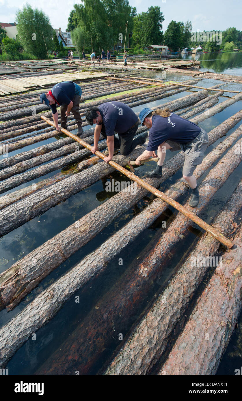 Members of the rafting association build a 1,200 square meter large ...