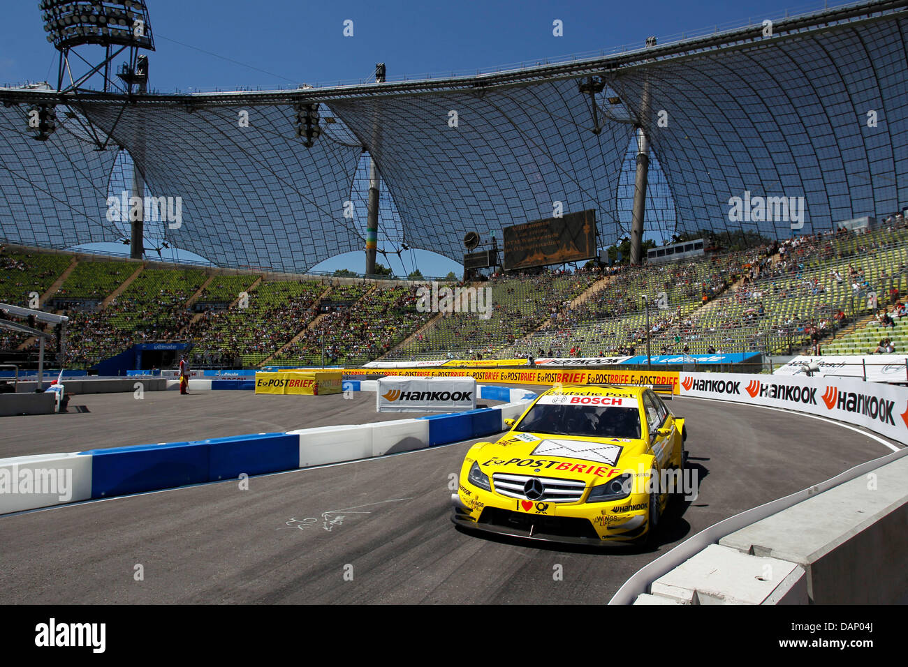 (HANDOUT) - British race driver David Coulthard of Team Deutsche Post ...