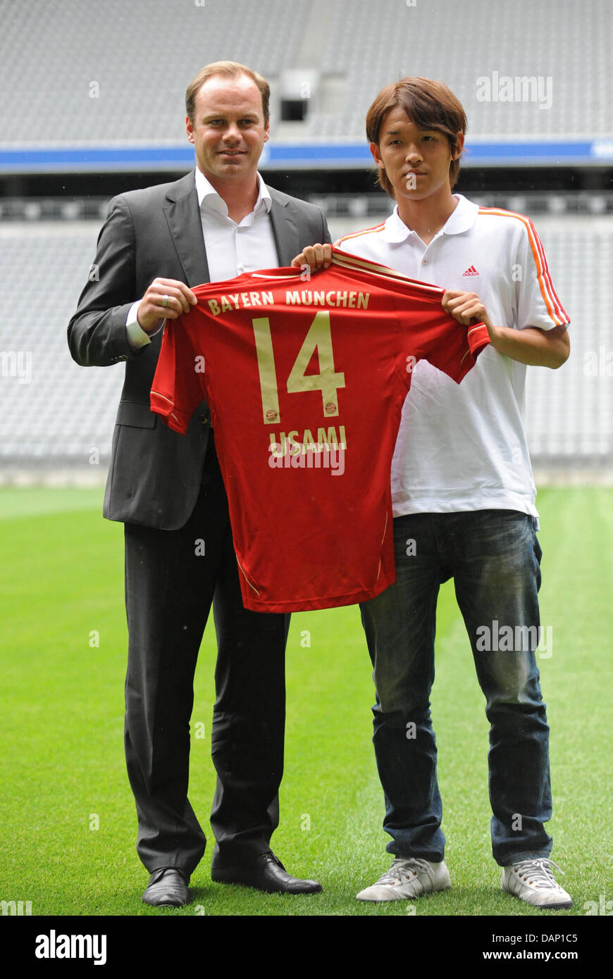 Allianz arena christian nerlinger hi-res stock photography and images ...