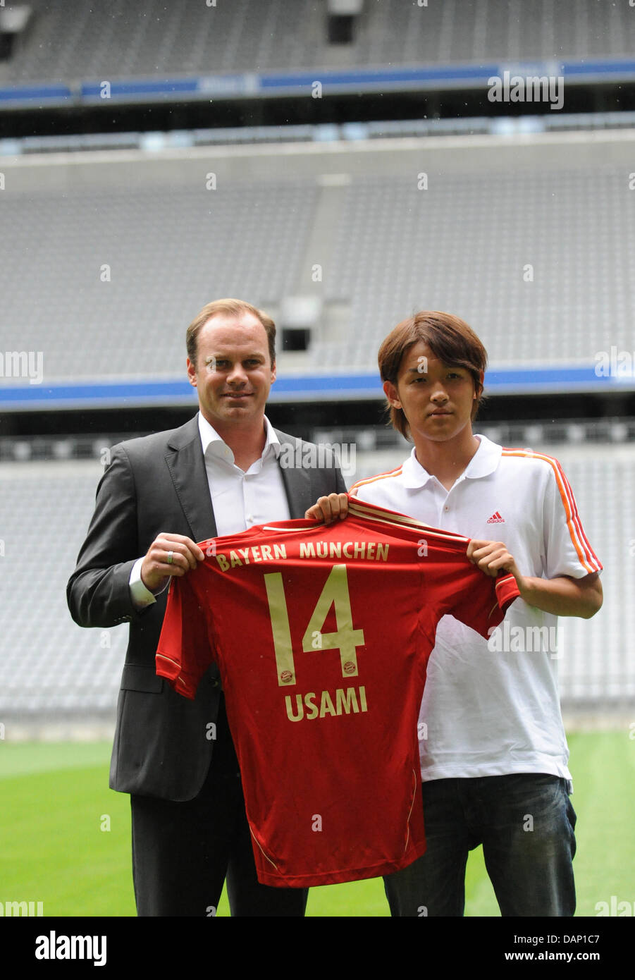 Allianz arena christian nerlinger hi-res stock photography and images ...