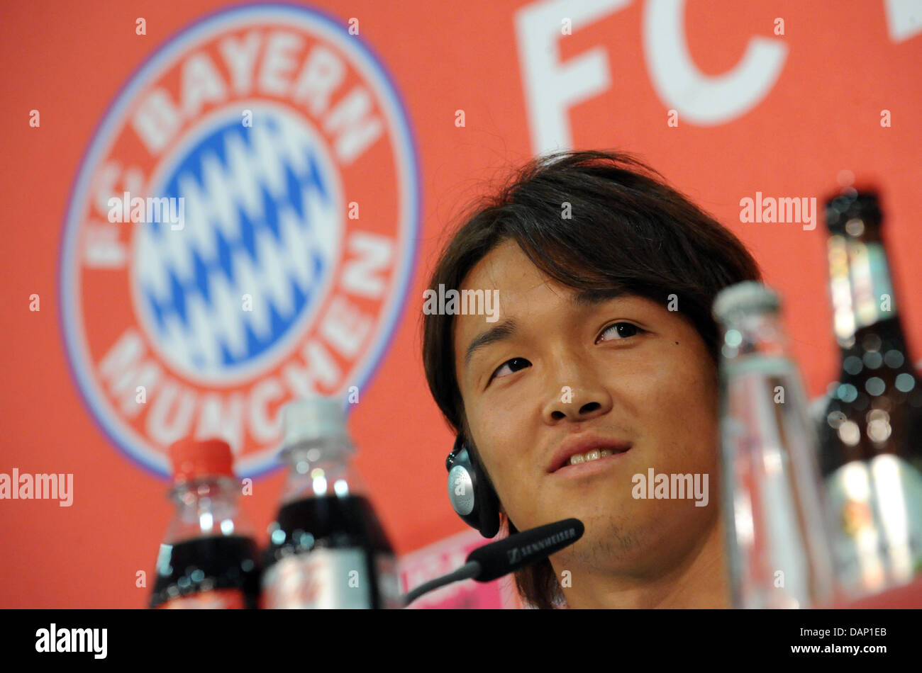 Takashi Usami, Japanese player and new member of the Bundesliga club FC ...
