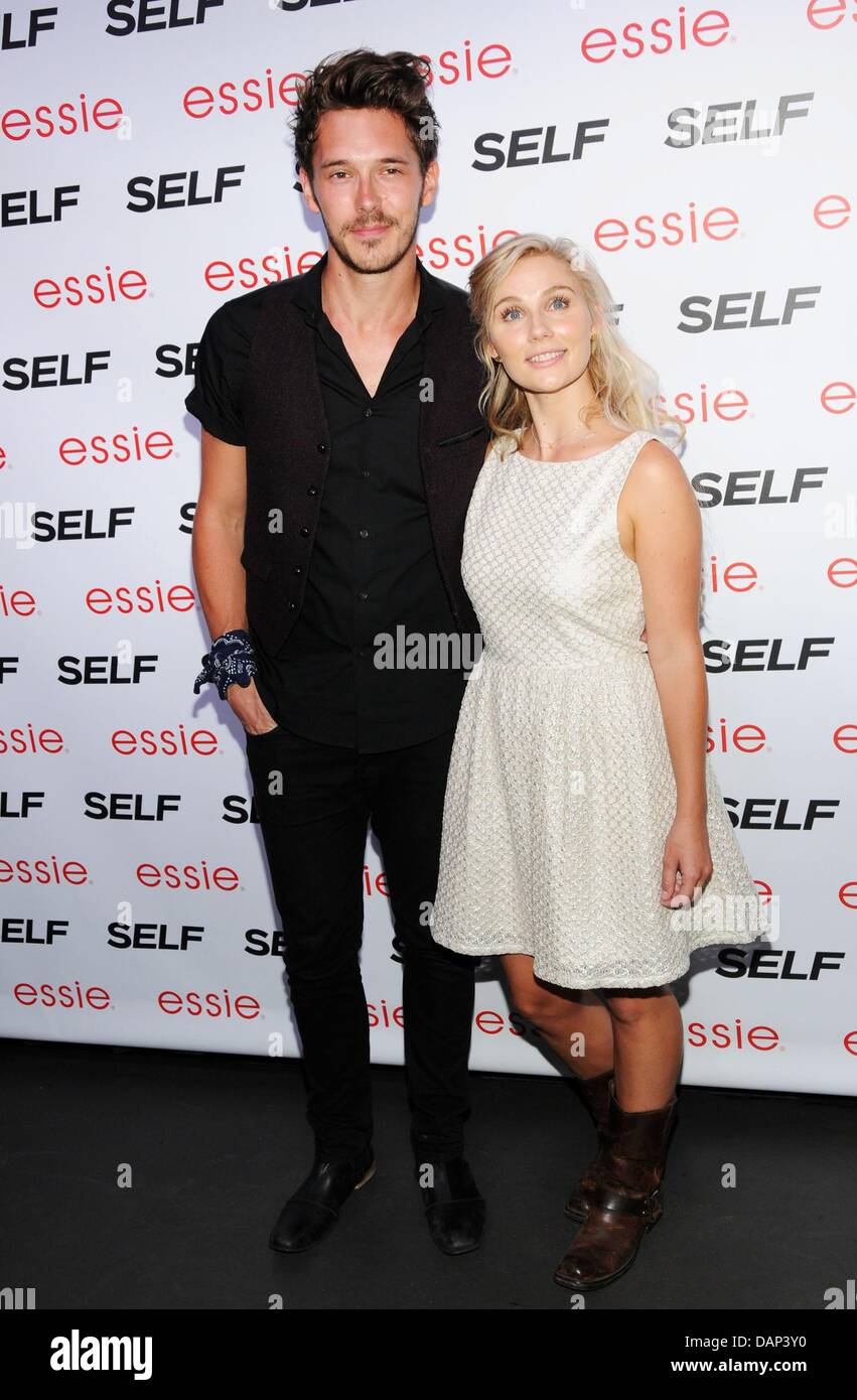 Clare Bowen Und Sam Palladio 278 Clare Bowen Sam Palladio Clare Bowen