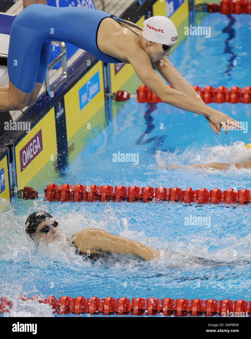 Swimmers Daniela Schreiber (Top) and Lisa Vitting of Germany attend the ...