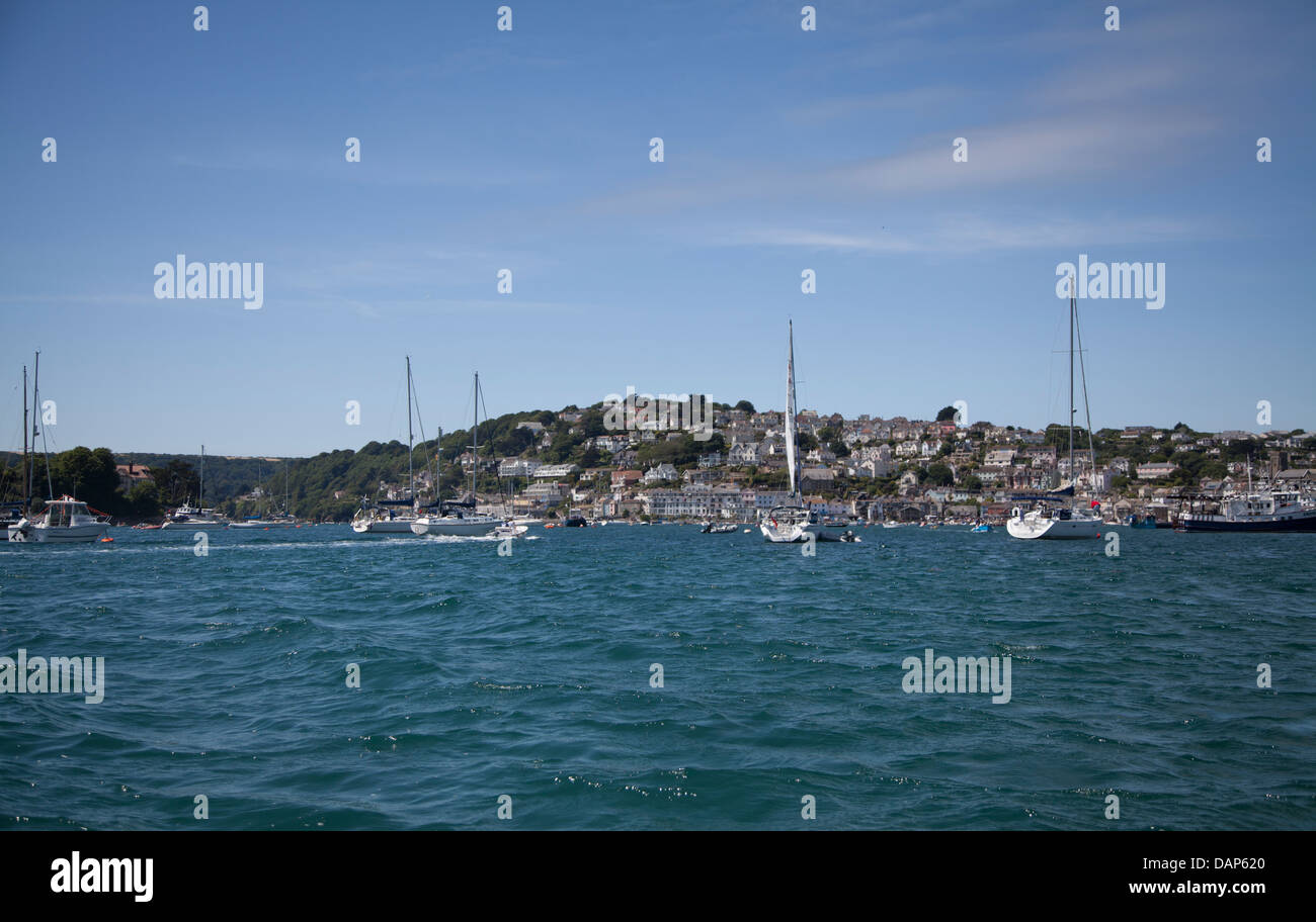 Salcombe Devon, boats in the harbour at salcombe with salcombe town in ...
