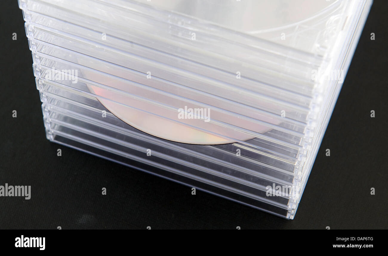 Dvd covers hi-res stock photography and images - Alamy