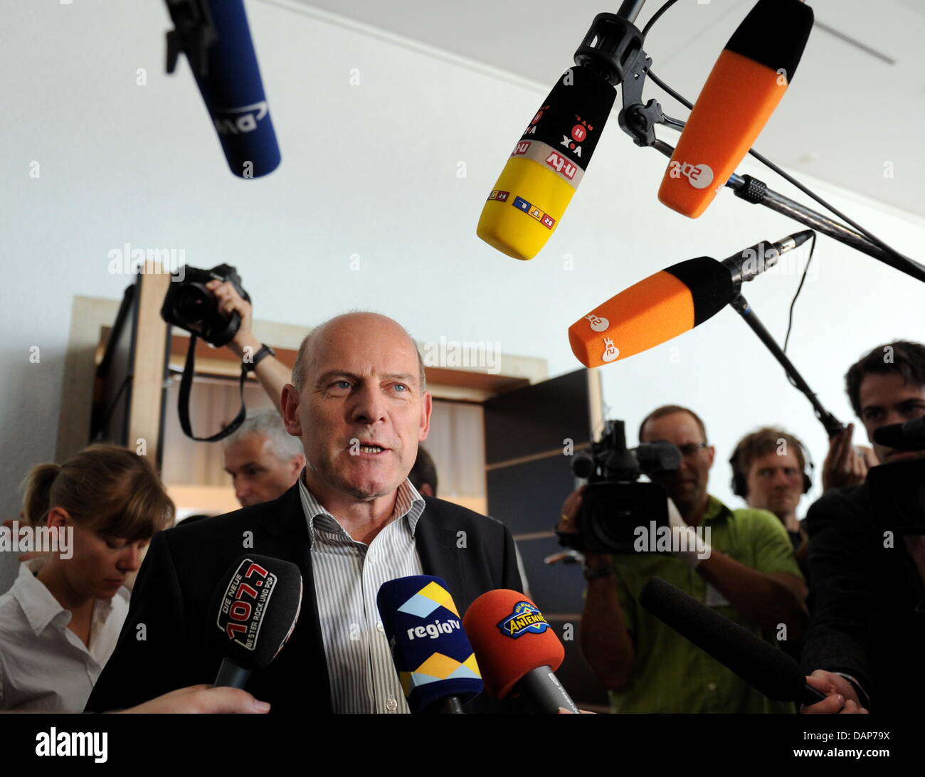 Sma hall hi-res stock photography and images - Alamy