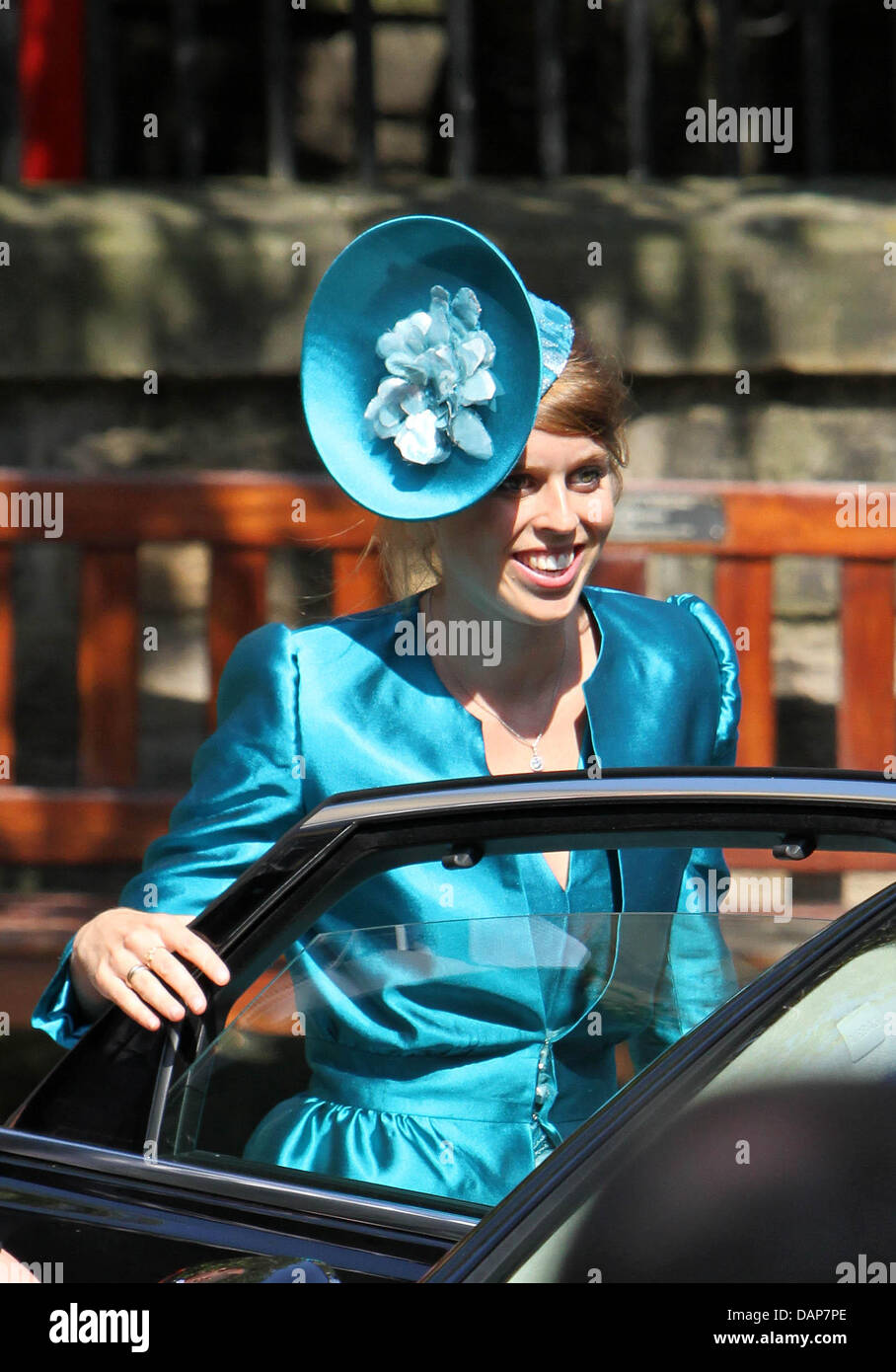 Princess Beatrice arrives for the wedding ceremony of Zara Phillips and ...