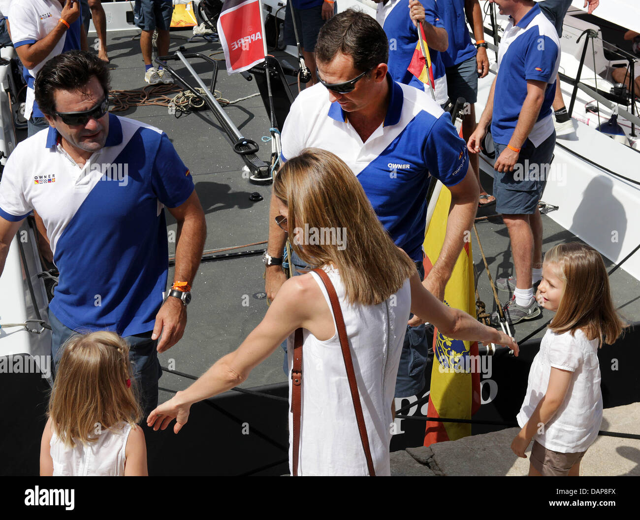 Crown Prince Felipe (C back) next to his wife Princess Letizia (front C ...