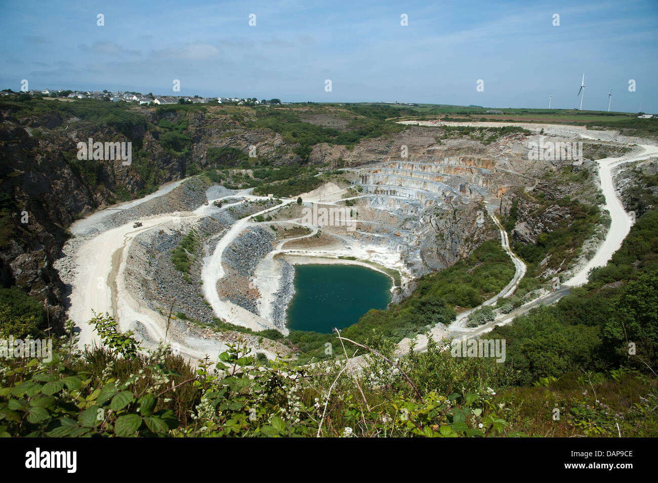 Slate quarry workings hi-res stock photography and images - Alamy