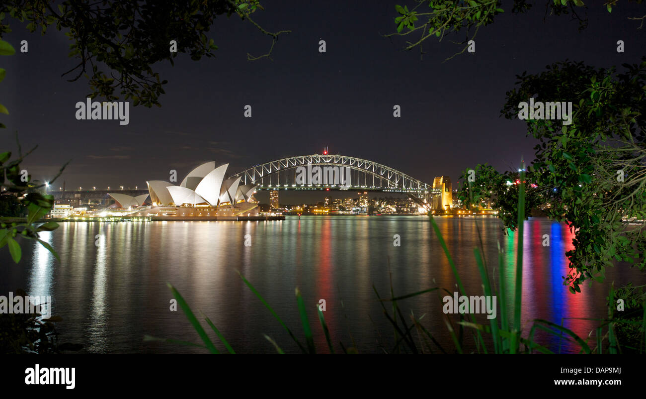 Sydney harbour with the opera house hi-res stock photography and images ...