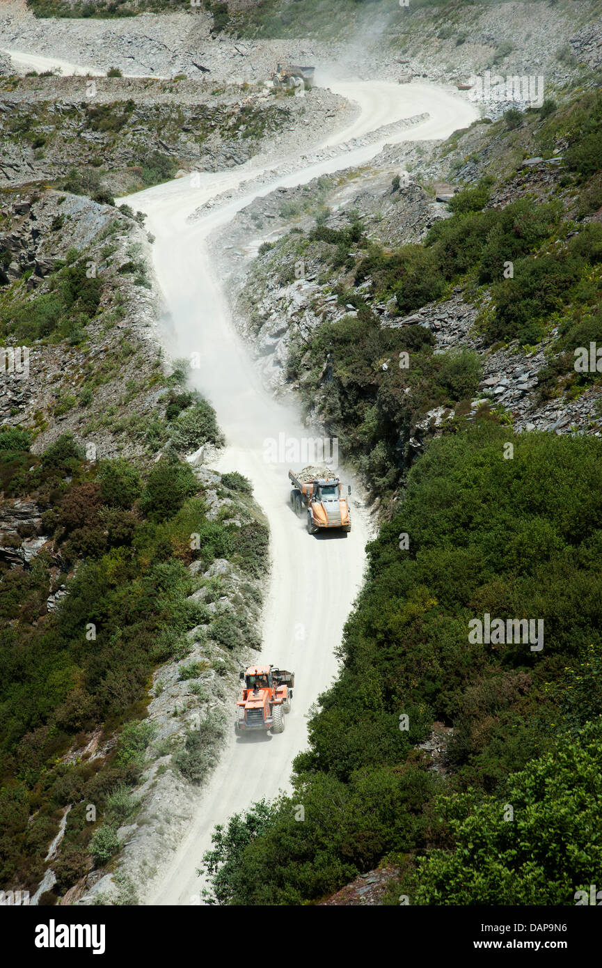 Slate trucks hi-res stock photography and images - Alamy