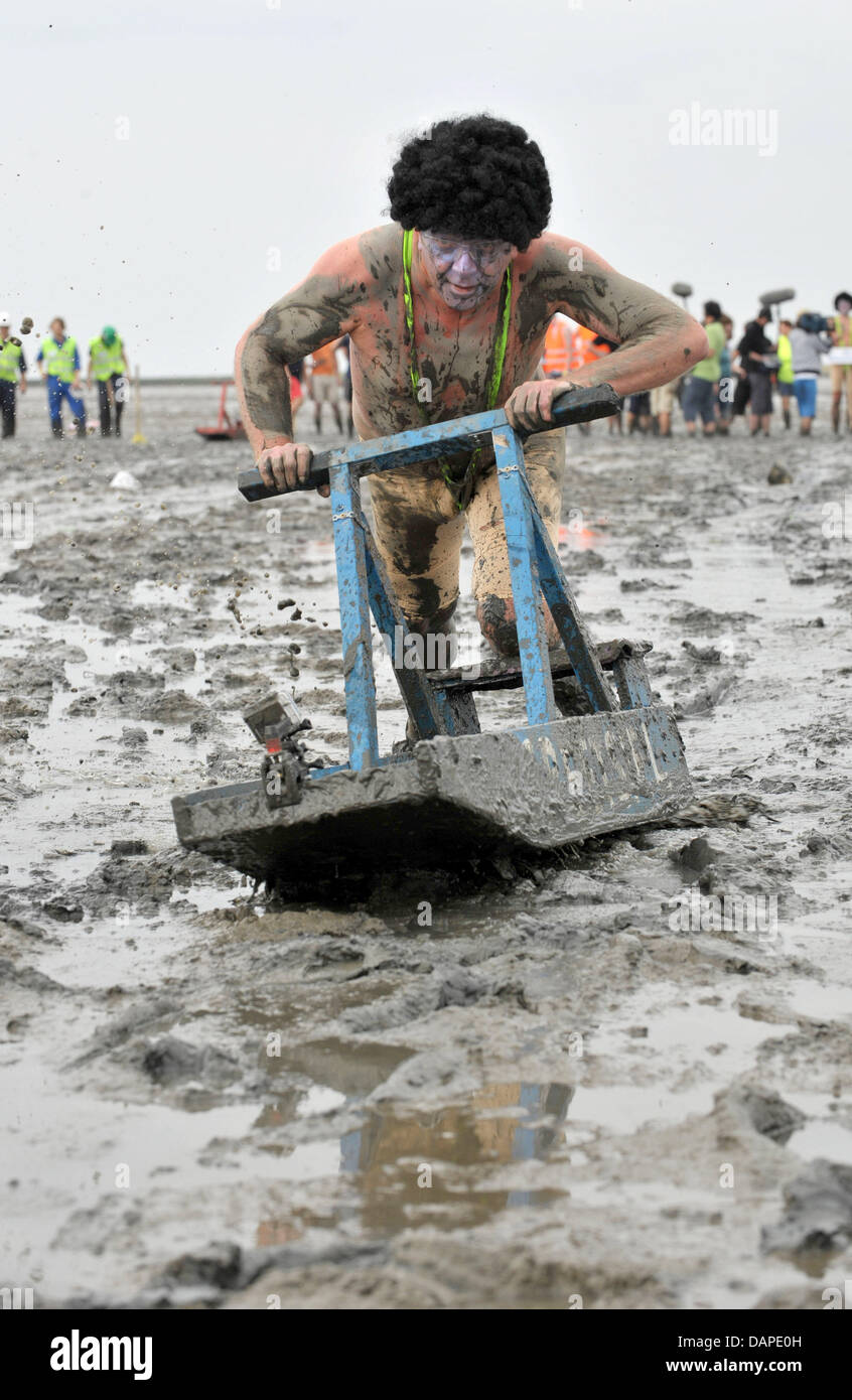 Mud sled race tradition hi-res stock photography and images - Alamy