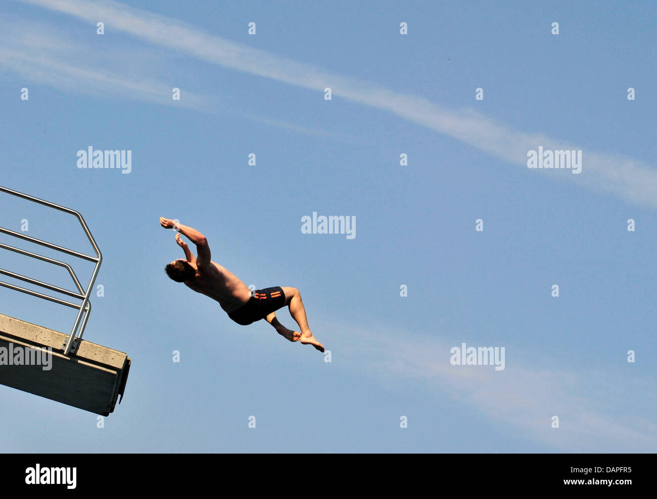 Backflip pool hi-res stock photography and images - Alamy