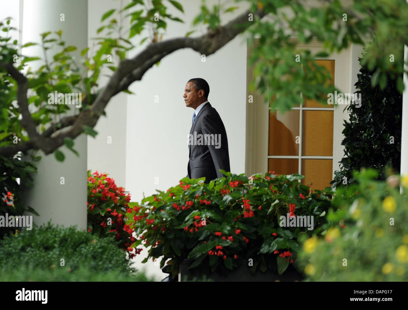 United States President Barack Obama walks from the Oval Office as he ...