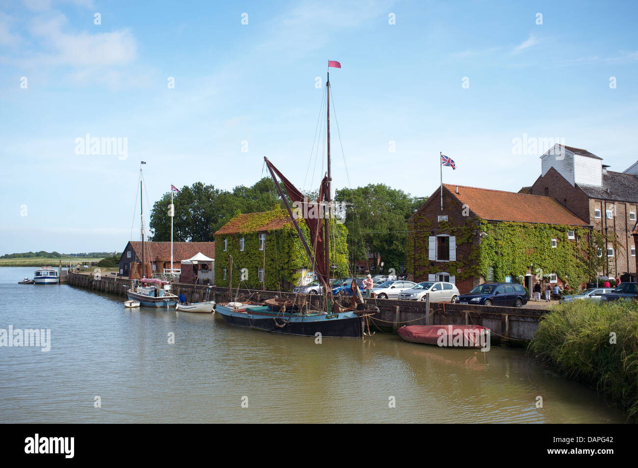 Snape maltings hi-res stock photography and images - Alamy