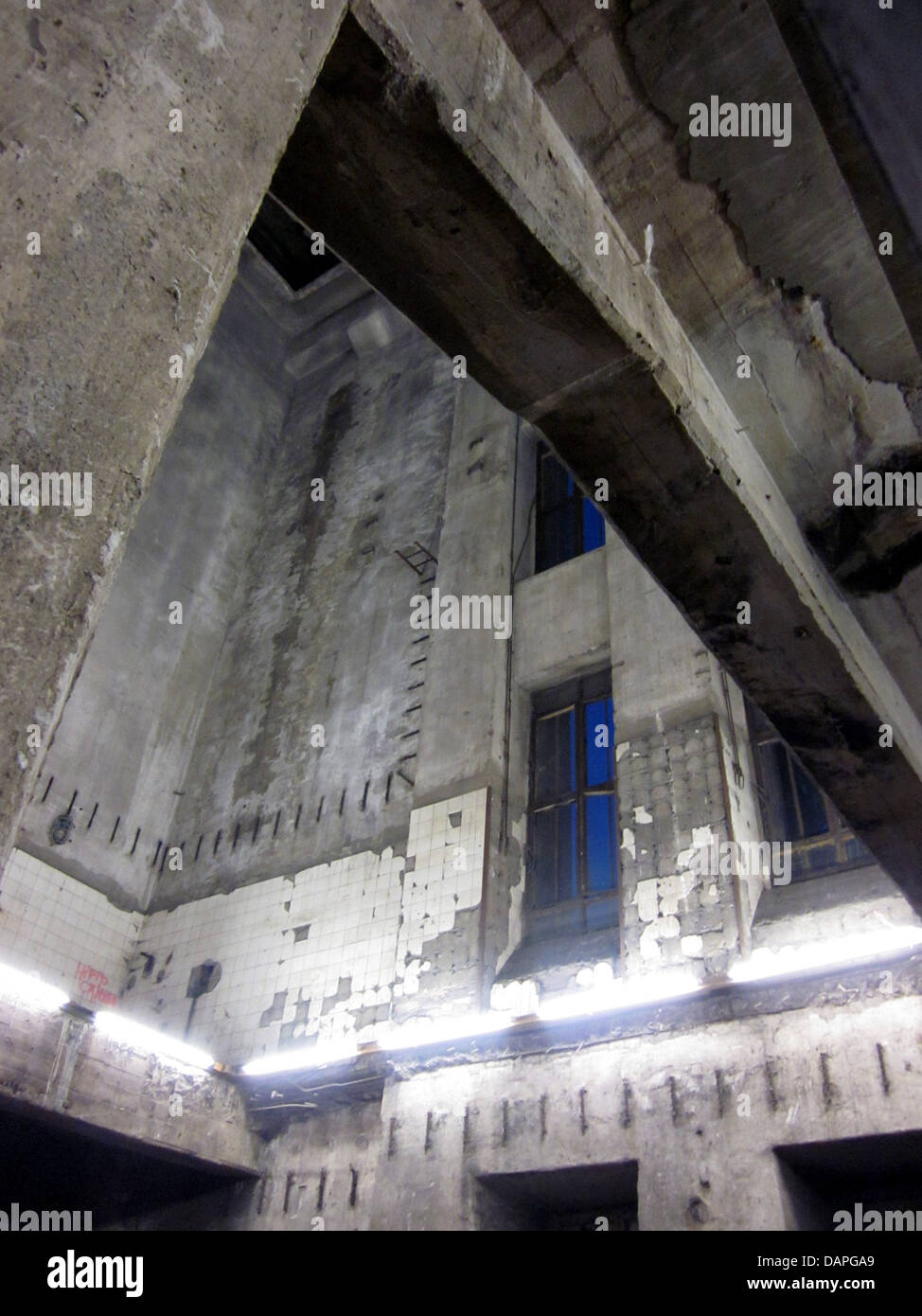 Berghain hi-res stock photography and images - Alamy