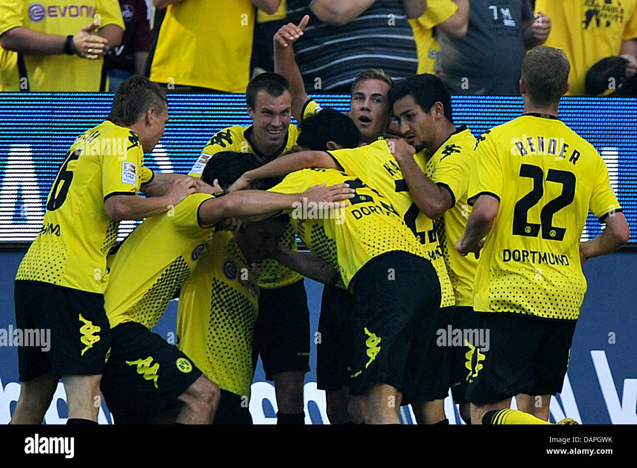 Teammate robert lewandowski hi-res stock photography and images - Alamy
