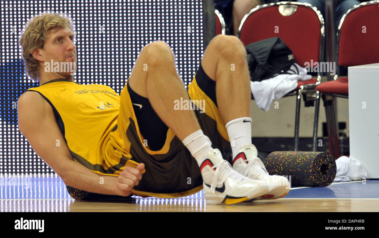 German national basketball team player hi-res stock photography and ...