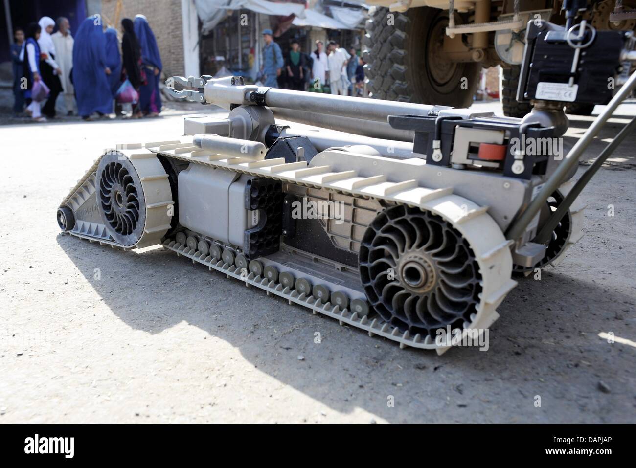 A radio controlled robot from the German Armed Forces bomb disposal ...