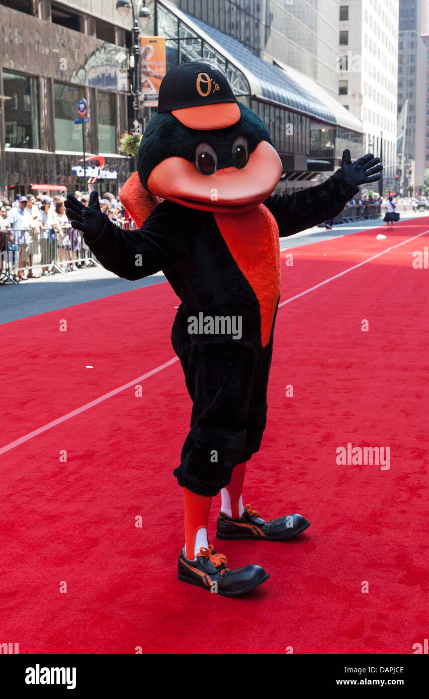 Baseball All-star game red carpet parade in New York Stock Photo - Alamy