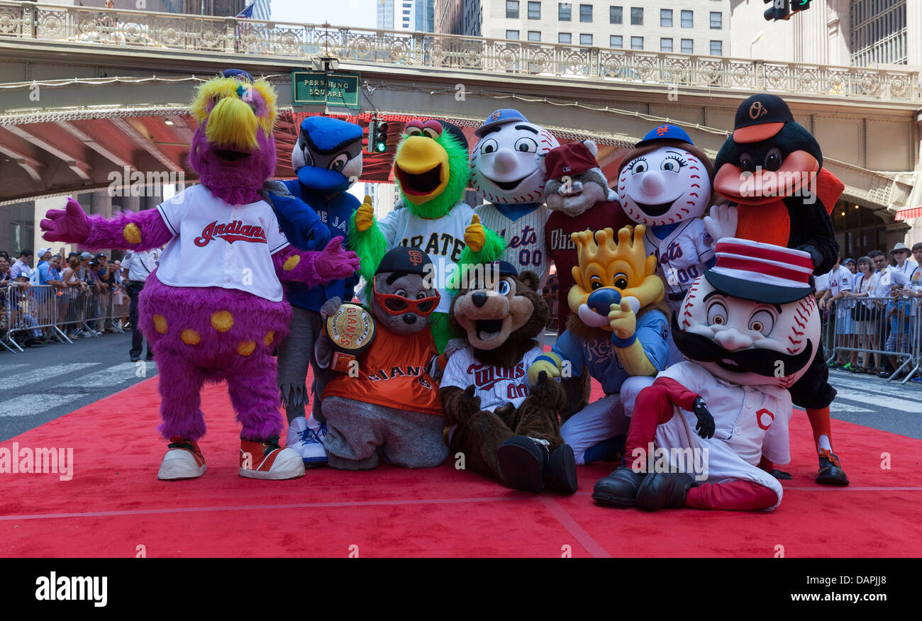 Baseball All-star game red carpet parade in New York Stock Photo - Alamy