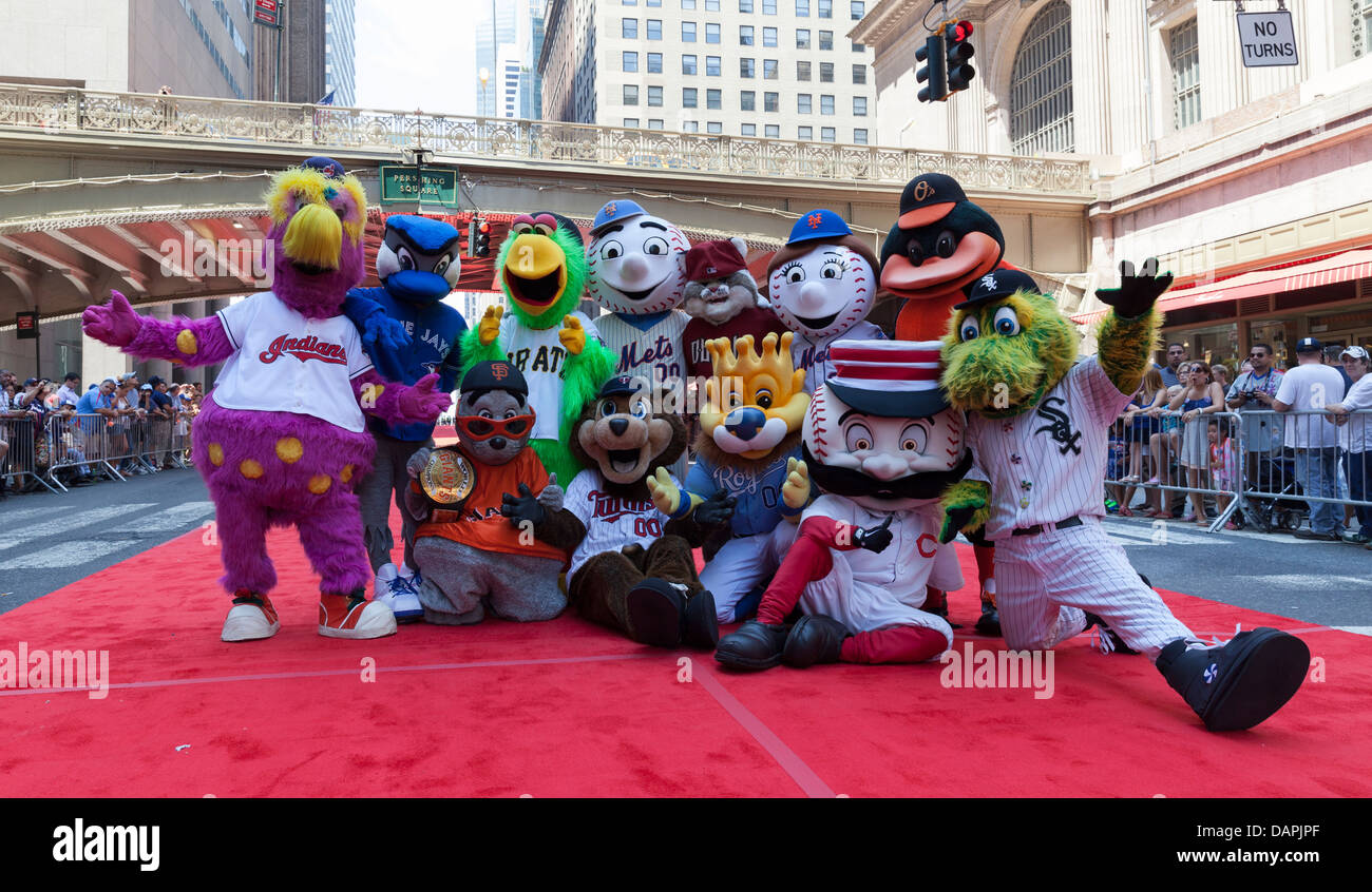 Baseball All-star game red carpet parade in New York Stock Photo - Alamy