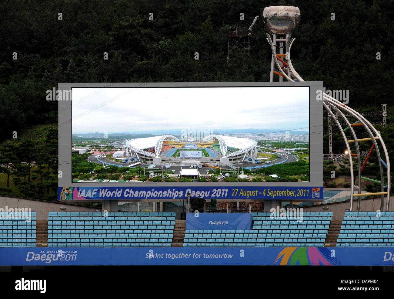 Athletics Stadium Screen High Resolution Stock Photography and Images ...