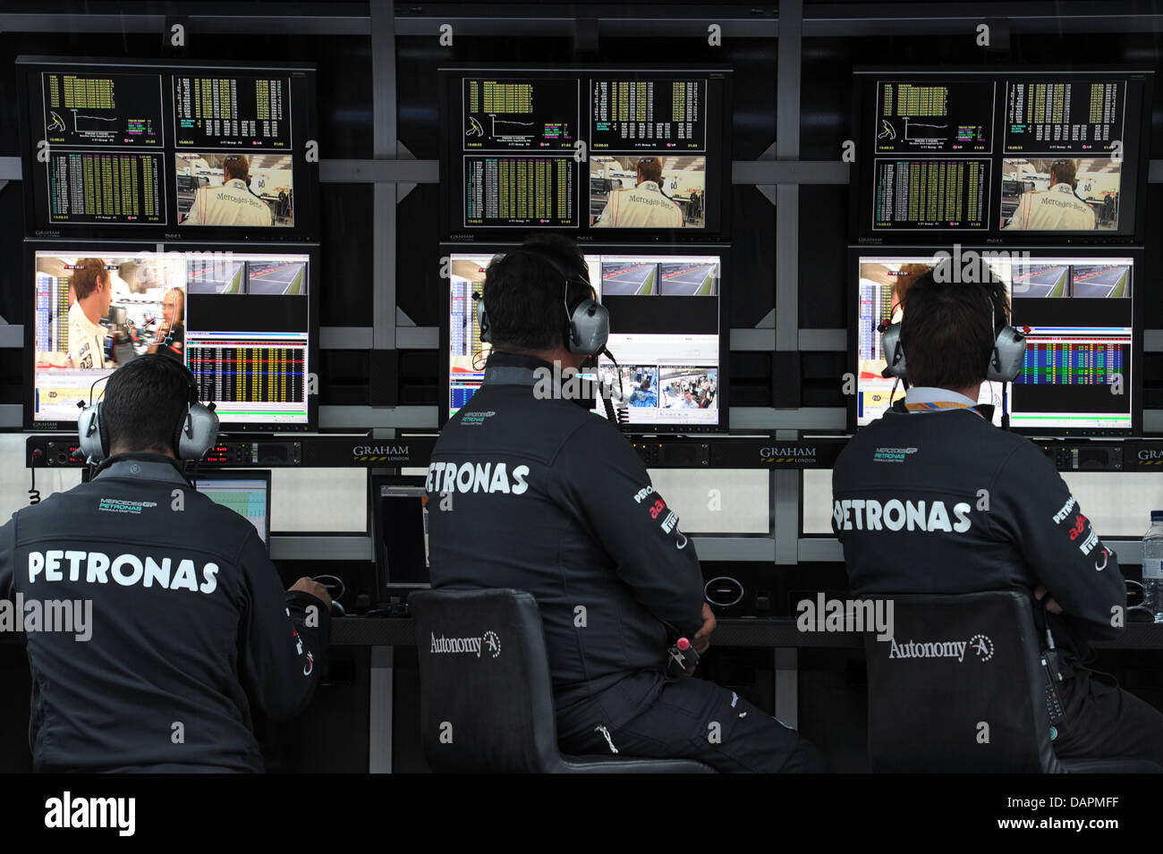 Mercedes gp engineers hi-res stock photography and images - Alamy