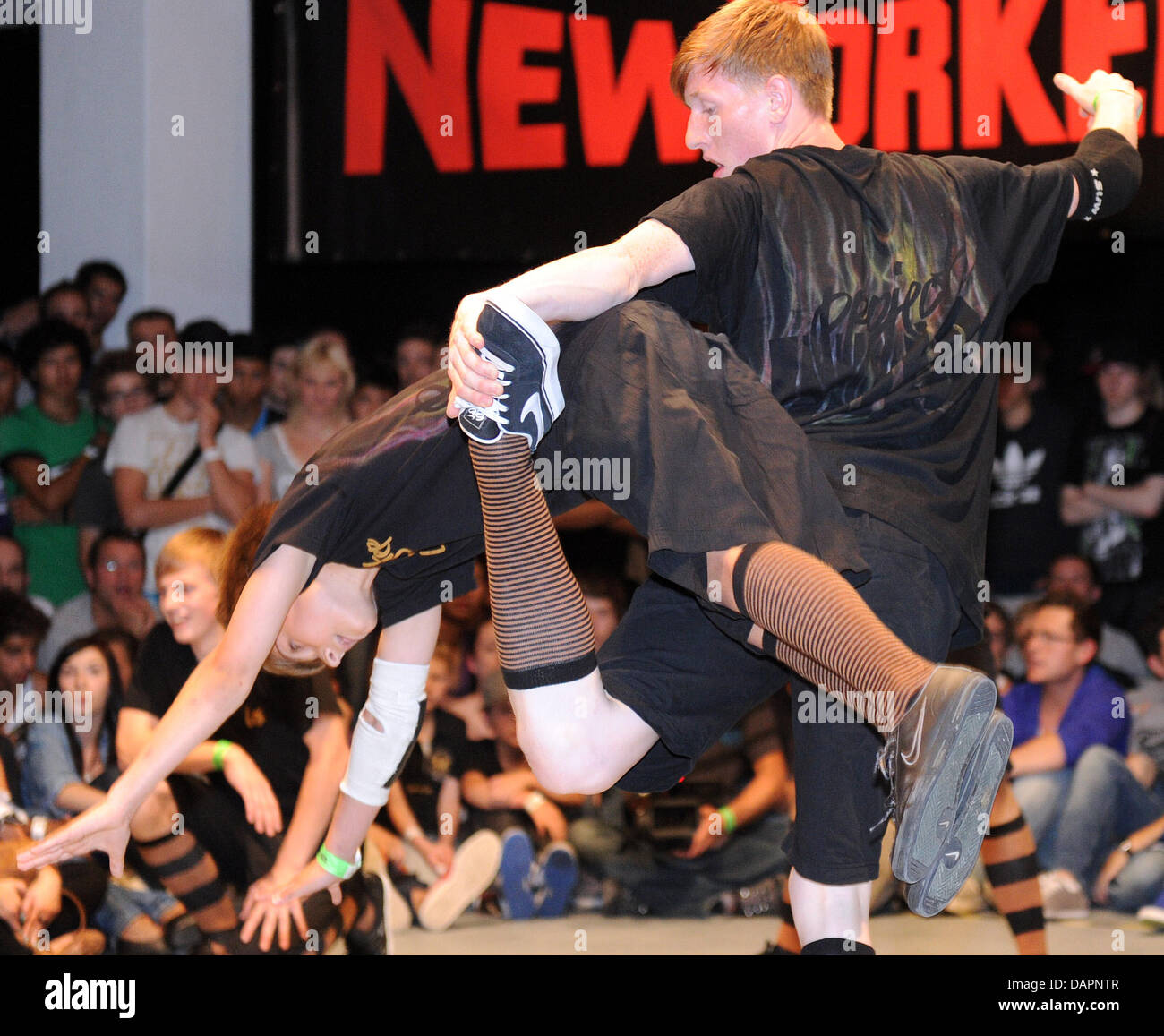 A member of the breakdance company 'Project Wild' from Chemnitz dances ...