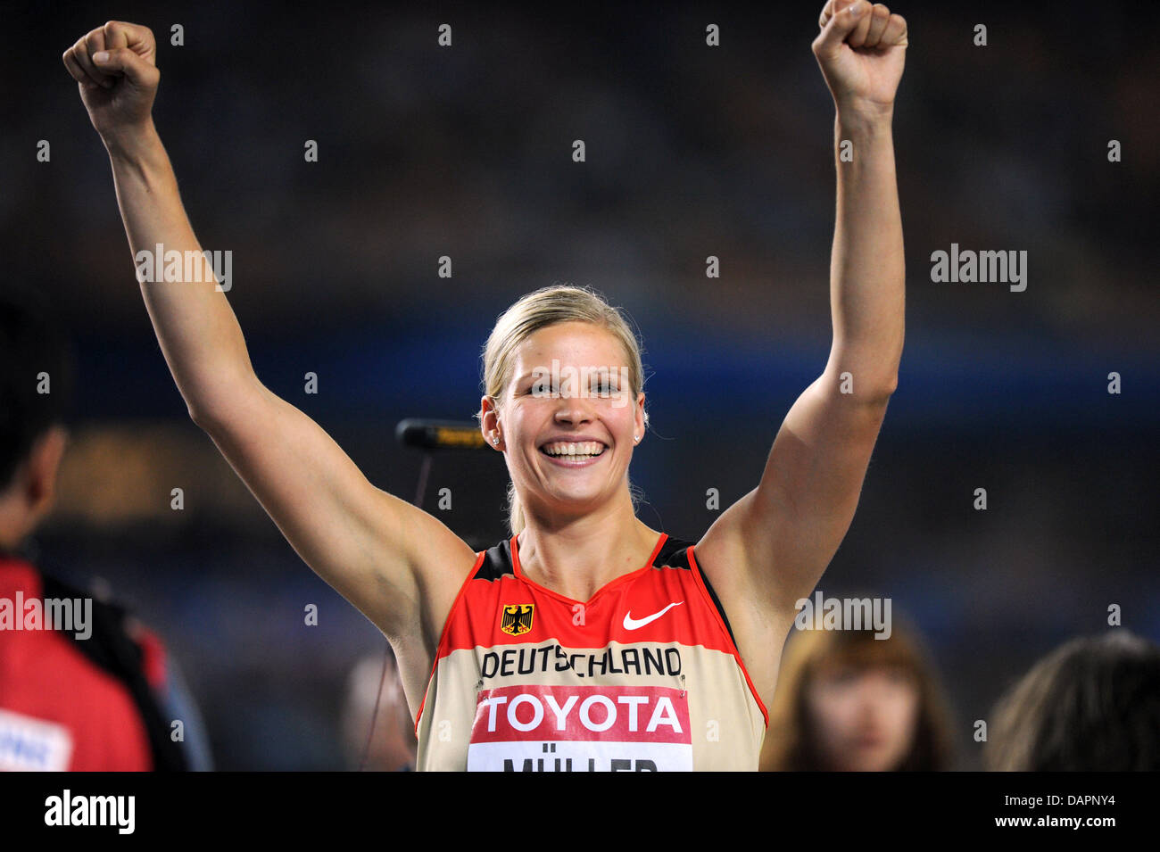 Nadine Müller of Germany celebrates after winning the silver medal in ...