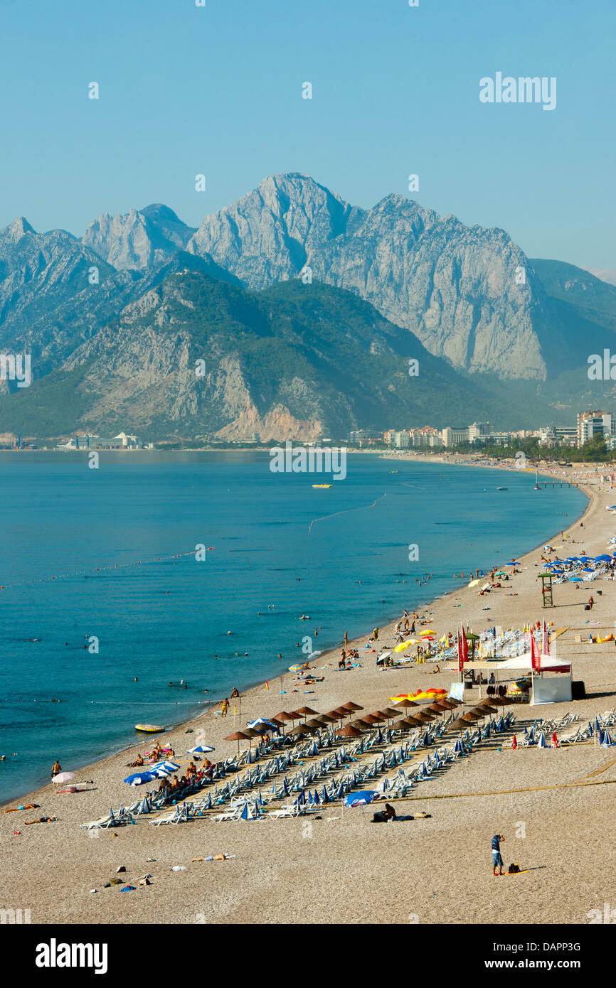 Konyaalti beach antalya taurus hi-res stock photography and images - Alamy