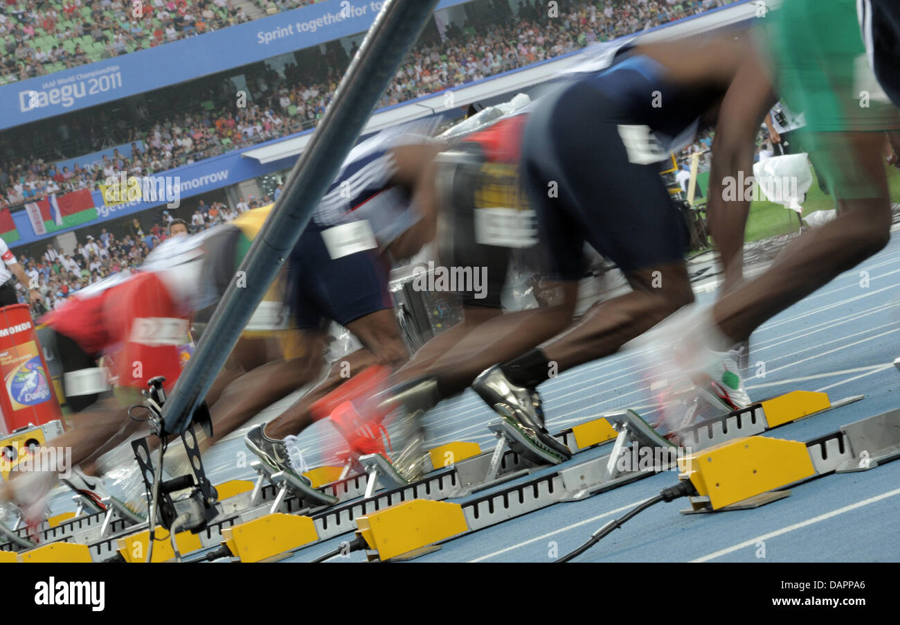100m athletics start hi-res stock photography and images - Alamy