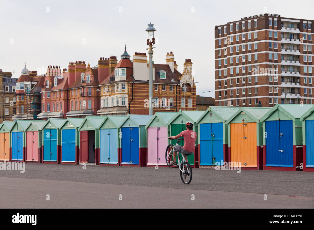 England, Sussex, Brighton, Coloured bathing huts at seafront Stock ...