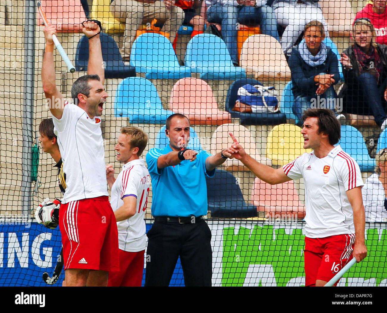 Belgium vs england hi-res stock photography and images - Alamy