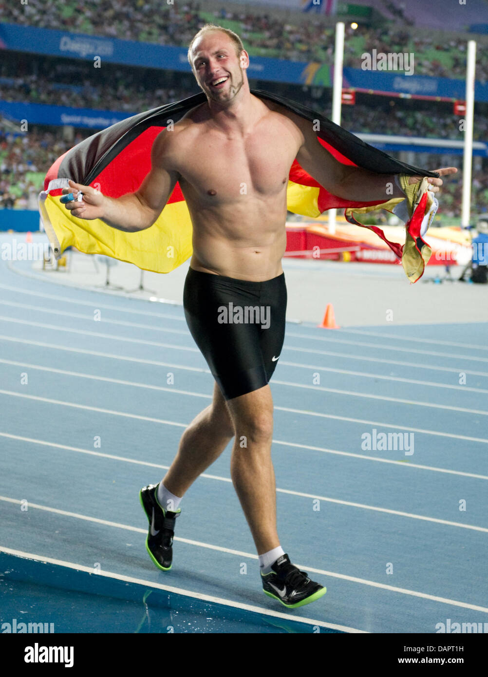 Robert Harting of Germany react in Discus Throw Final at the 13th IAAF ...