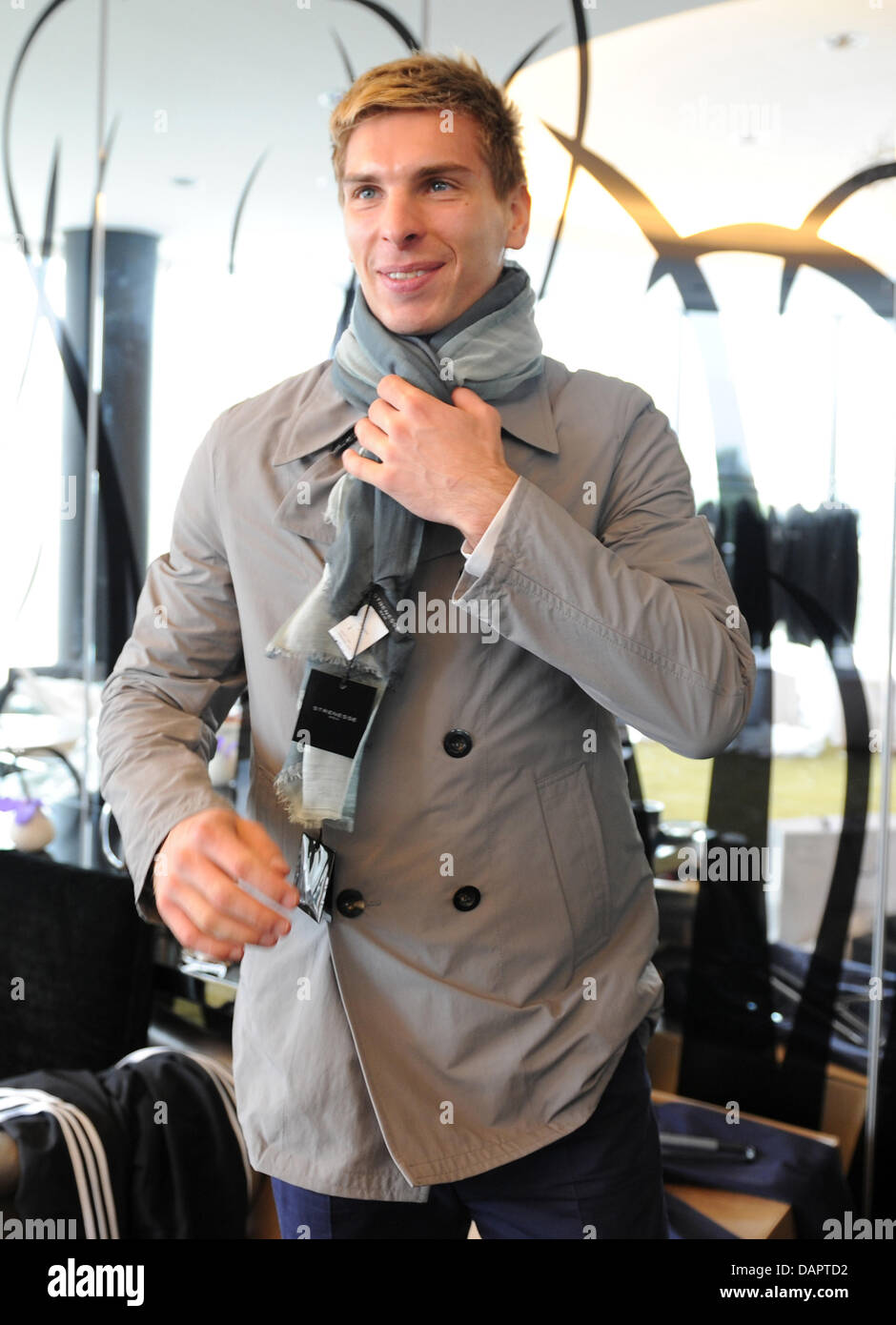 German national soccer goalkeeper Ron-Robert Zieler wears the German ...