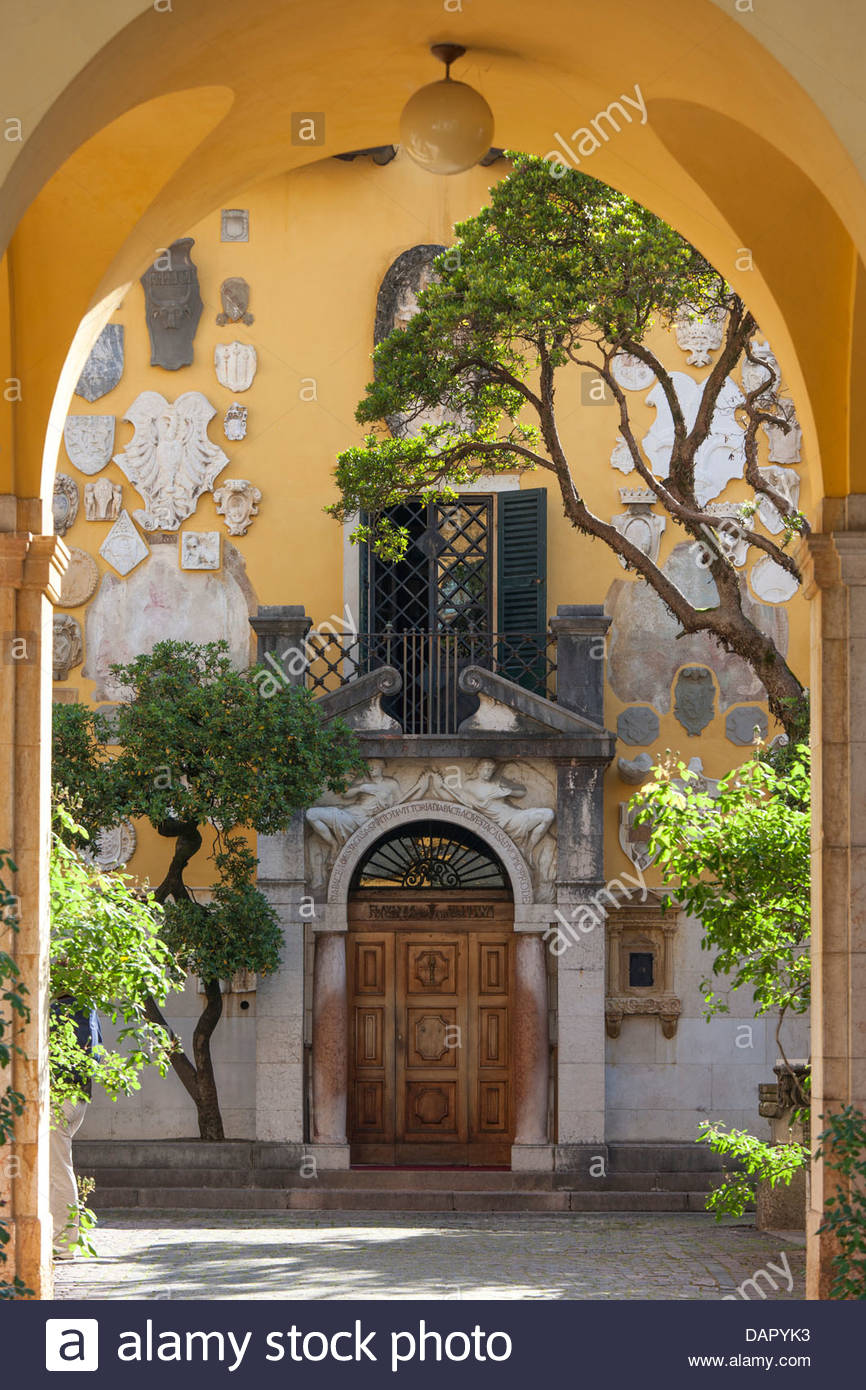 Maroni High Resolution Stock Photography and Images - Alamy