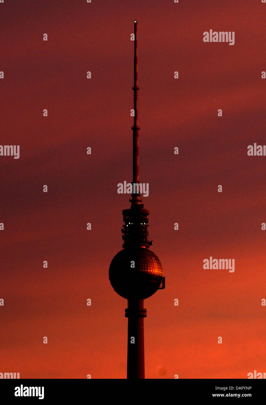The sunset colours the sky fire red over Berlin, Germany, 05 September ...
