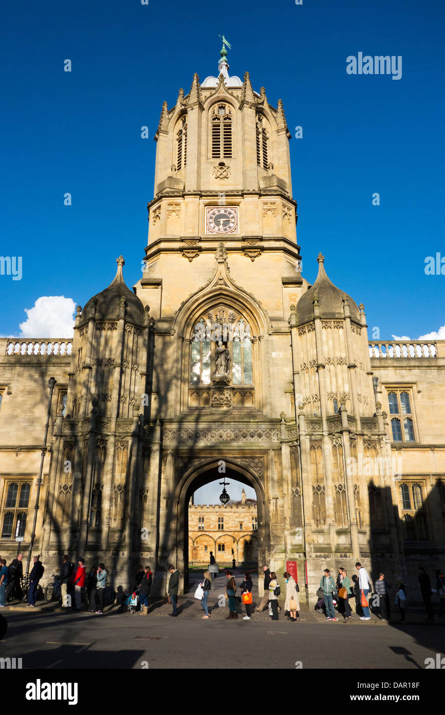 Tom Tower at sunset - Christ Church College, Oxford 2 Stock Photo - Alamy