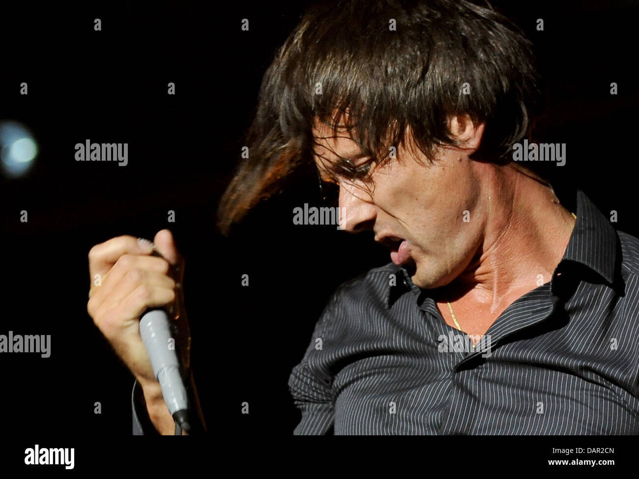 Brett anderson suede performing in hi-res stock photography and images ...