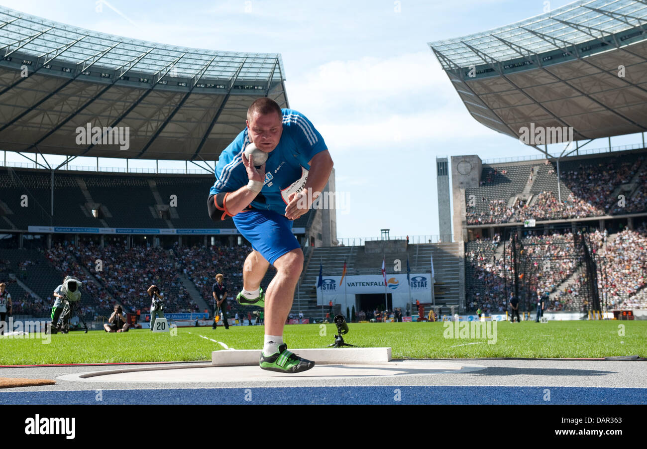 German Ralf Bartels in action during the shot-putting at the ...