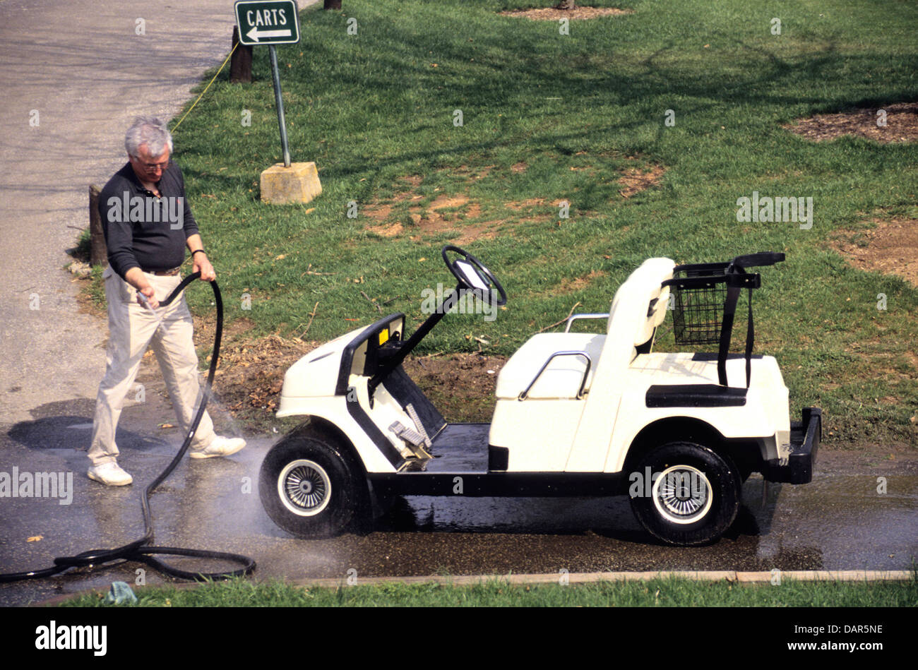 Cart wash hi-res stock photography and images - Alamy