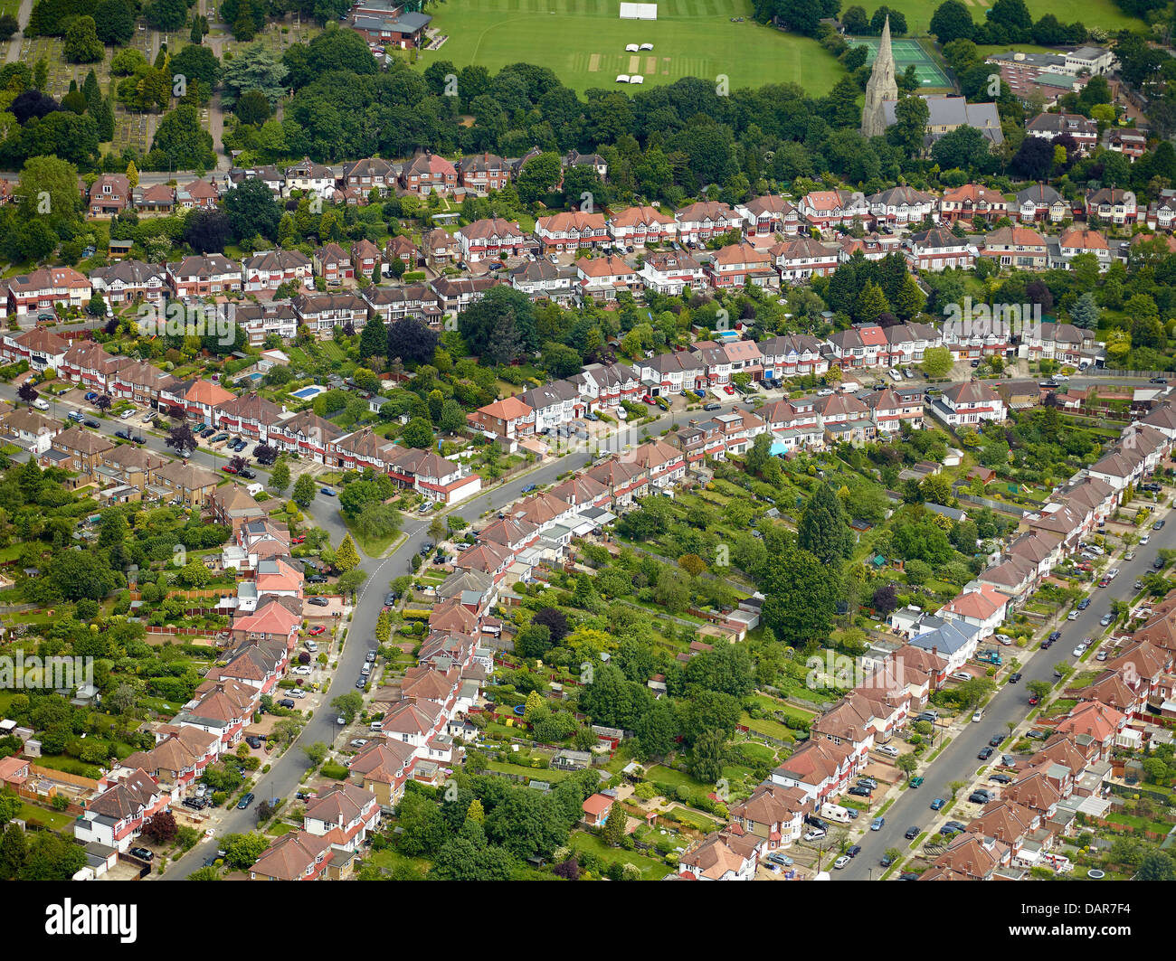 Suburban homes hi-res stock photography and images - Alamy