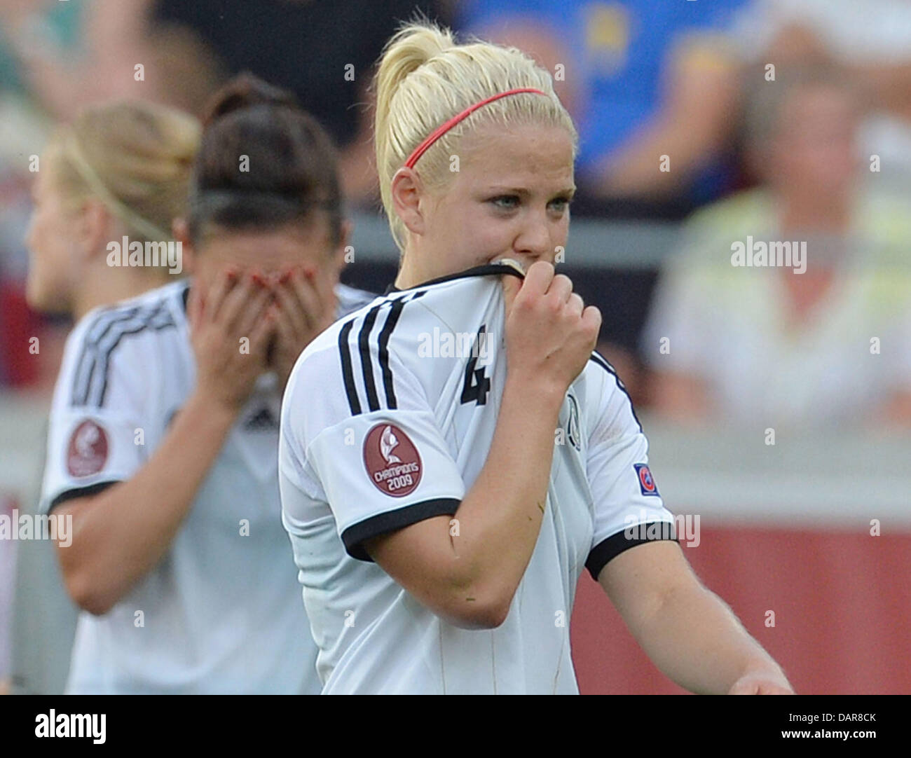 Leonie Maier (r) and Nadine Keßler of Germany react after the UEFA ...