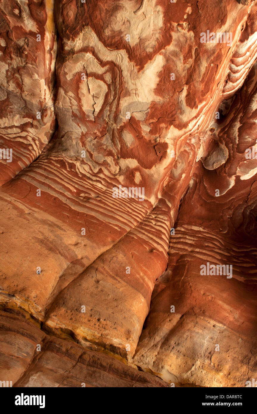 Rocks of petra jordan hi-res stock photography and images - Alamy
