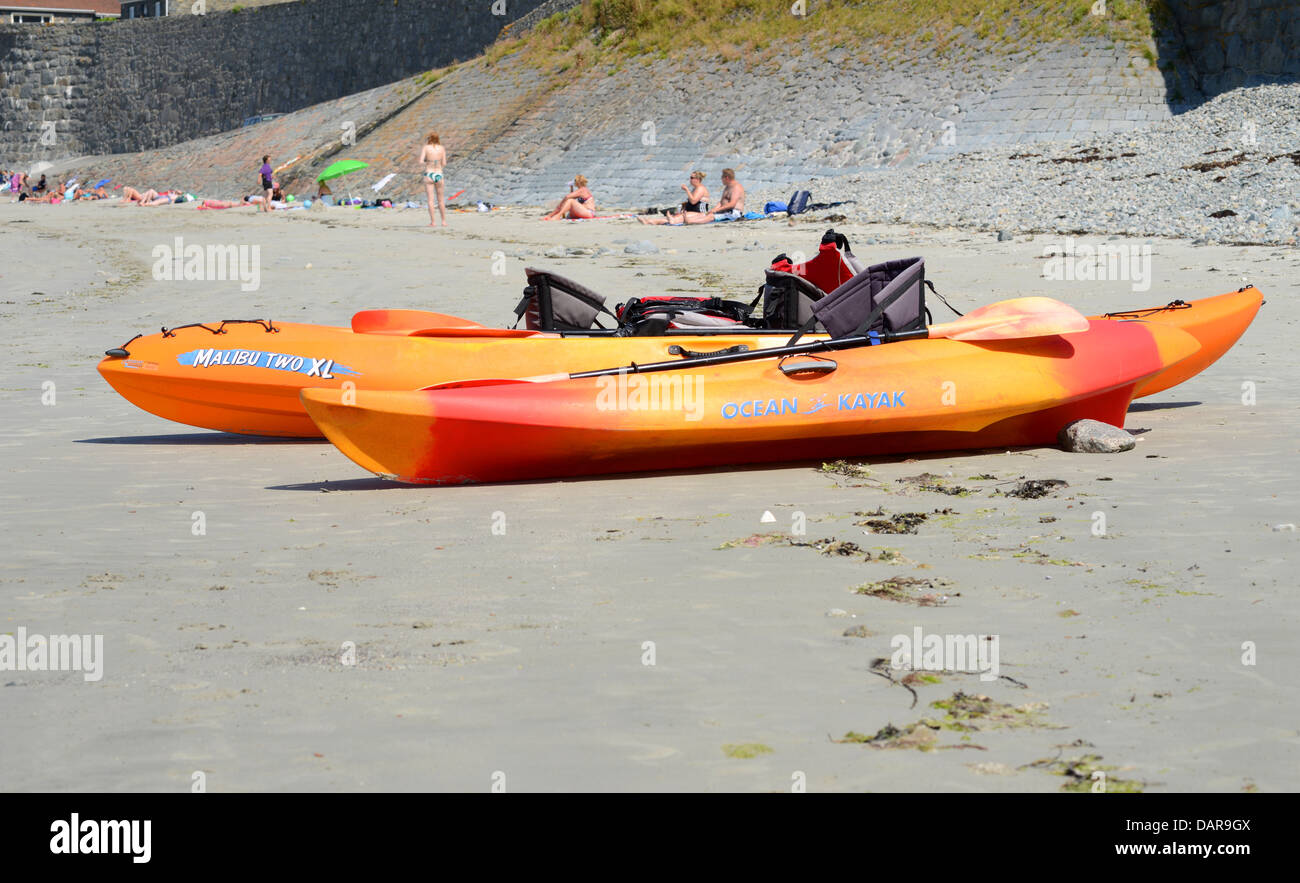 sea kayaks on the beach Stock Photo - Alamy