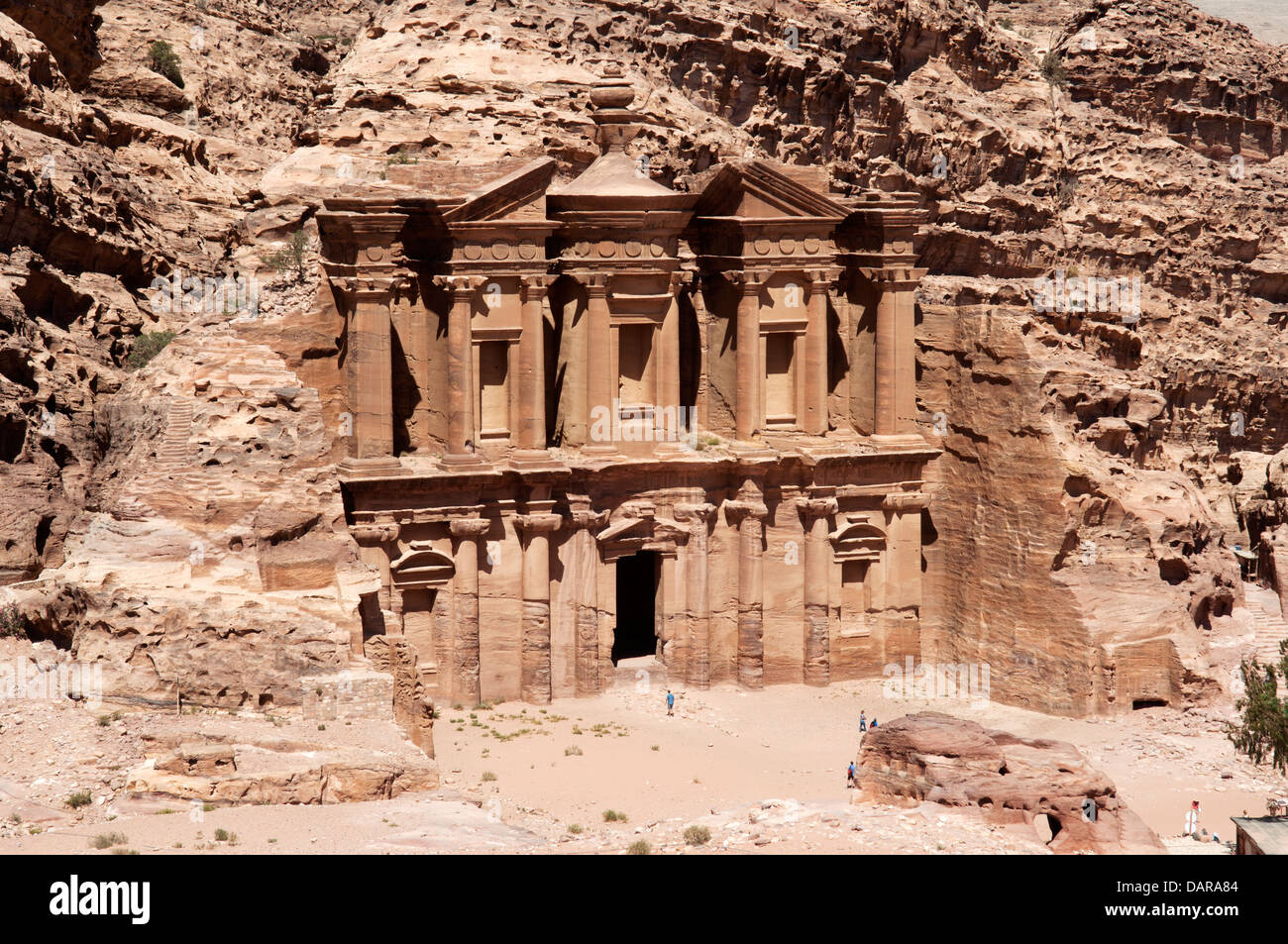 Petra jordan monastery el deir hi-res stock photography and images - Alamy