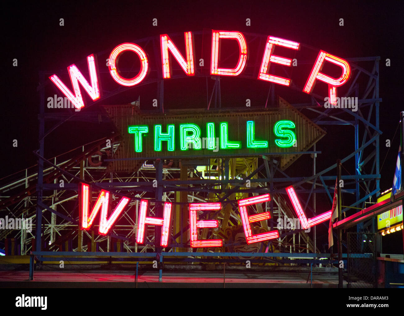 Dinos sign hi-res stock photography and images - Alamy